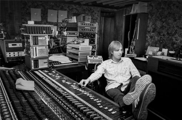 Tom Petty's "Don't Do Me Like That": Inside the Song w/ Shelly Yakus ...
