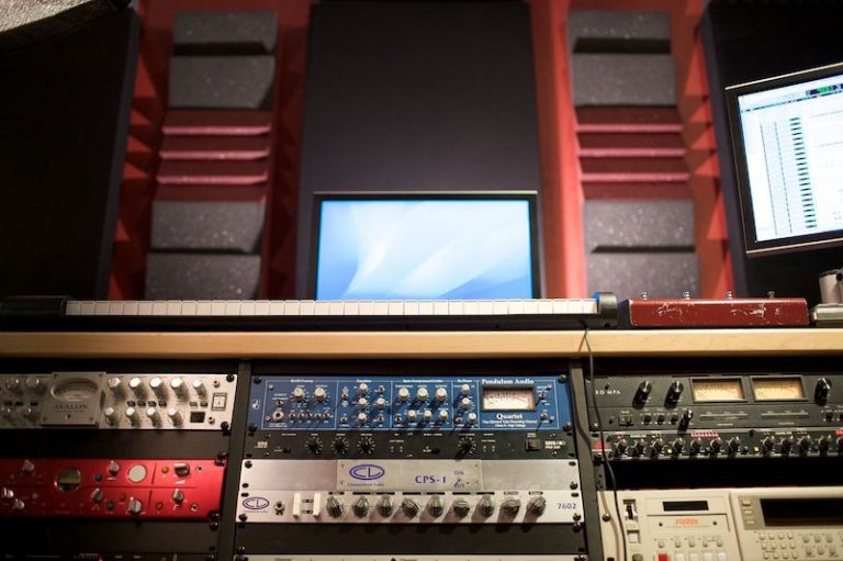 Everything You Should Know About Booking Studio Time - Produce Like A Pro