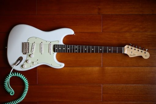 Telecaster vs Stratocaster Showdown: How Do They Compare? - Produce ...