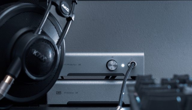 The 8 Best Headphone Amplifiers for Any Budget [2024 Guide] - Produce ...